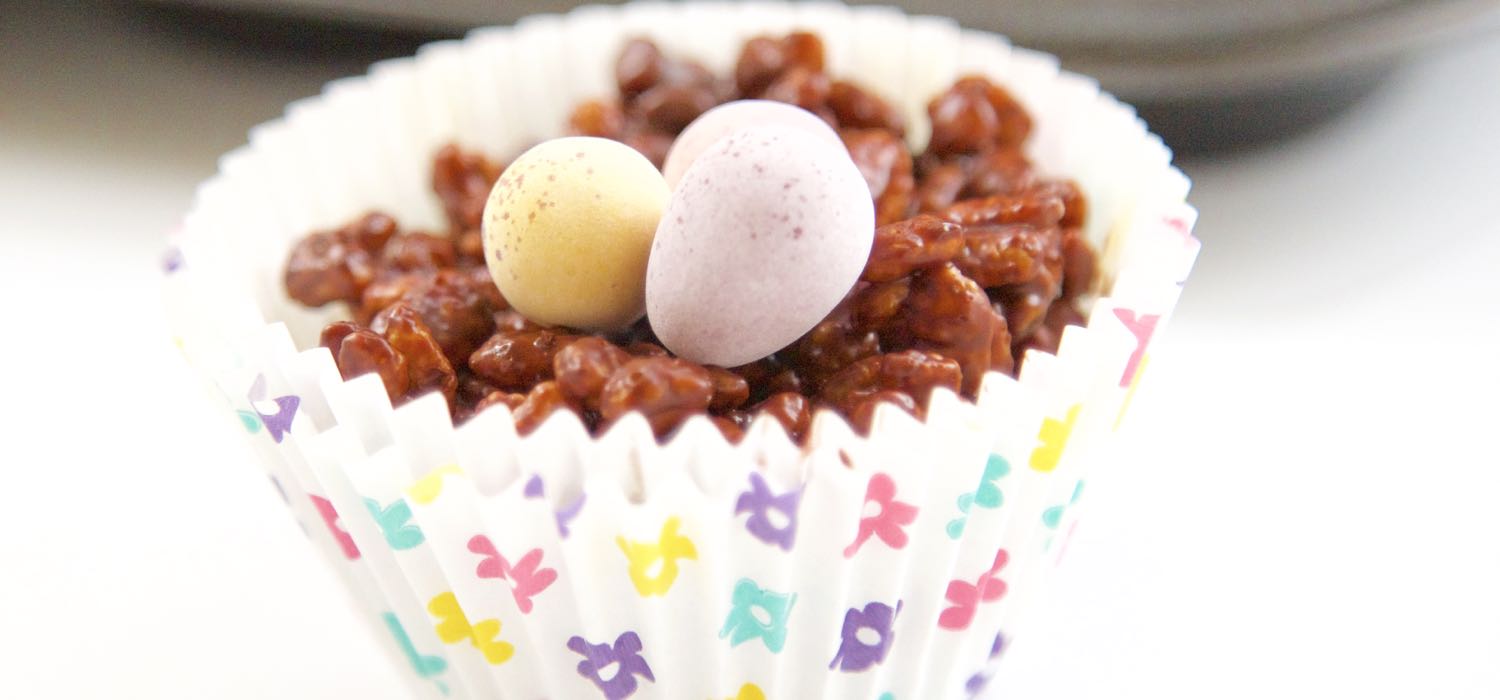 Easy Chocolate Rice Krispie Cakes | Thinly Spread