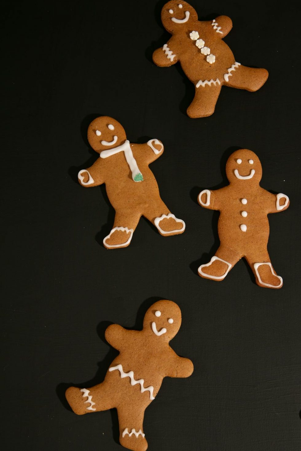 Easy Vegan Gingerbread Men Recipe | Thinly Spread