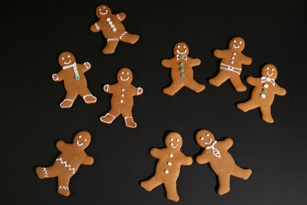 Easy Vegan Gingerbread Men Recipe | Thinly Spread